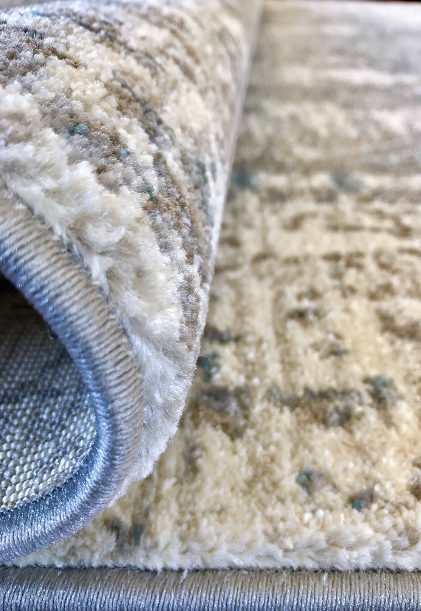 Sapphire Rug SA1007 - Rugomoda Rugs Canada